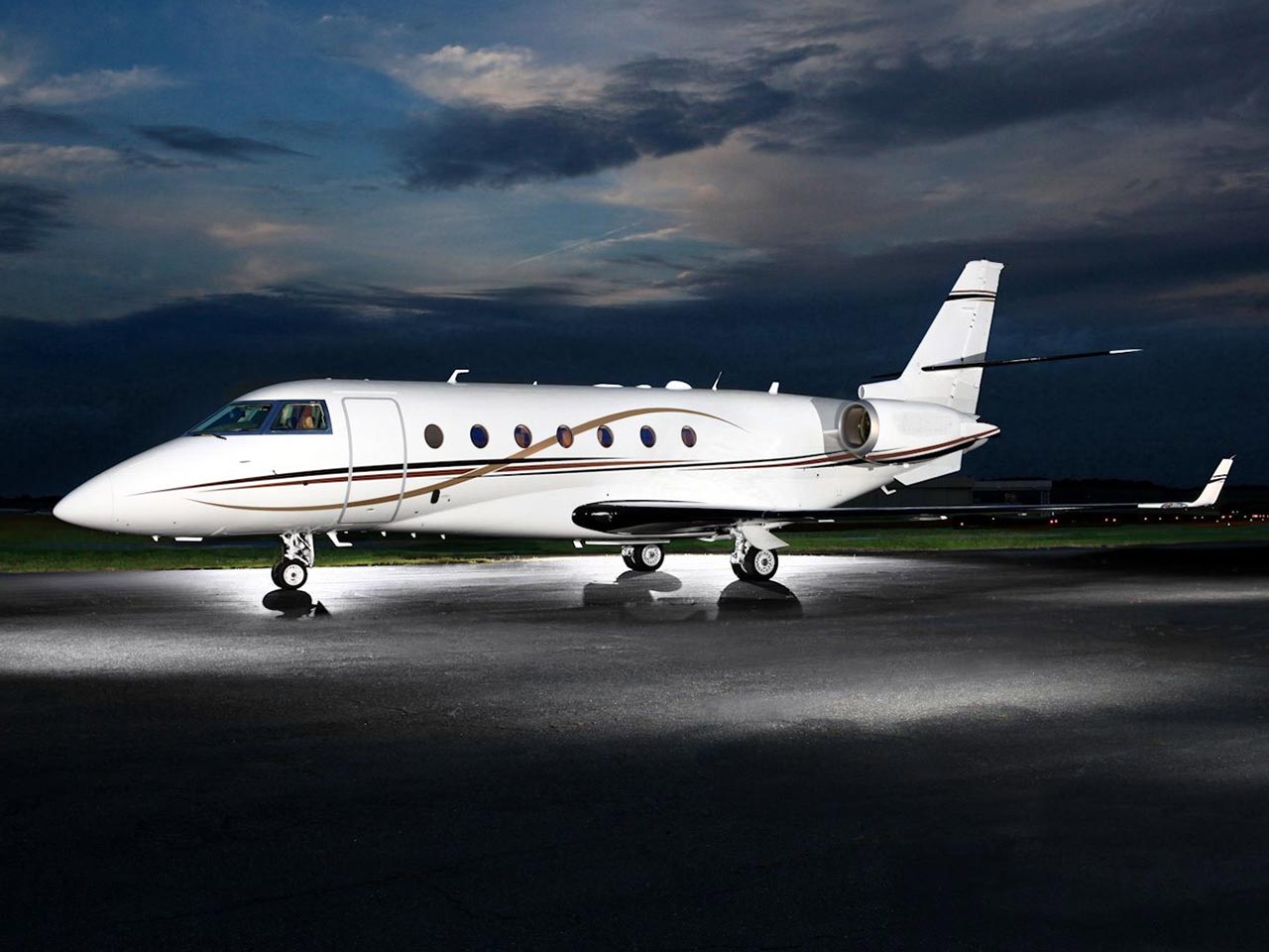 Gulfstream G200 - MIRA Özel Jet Kiralama