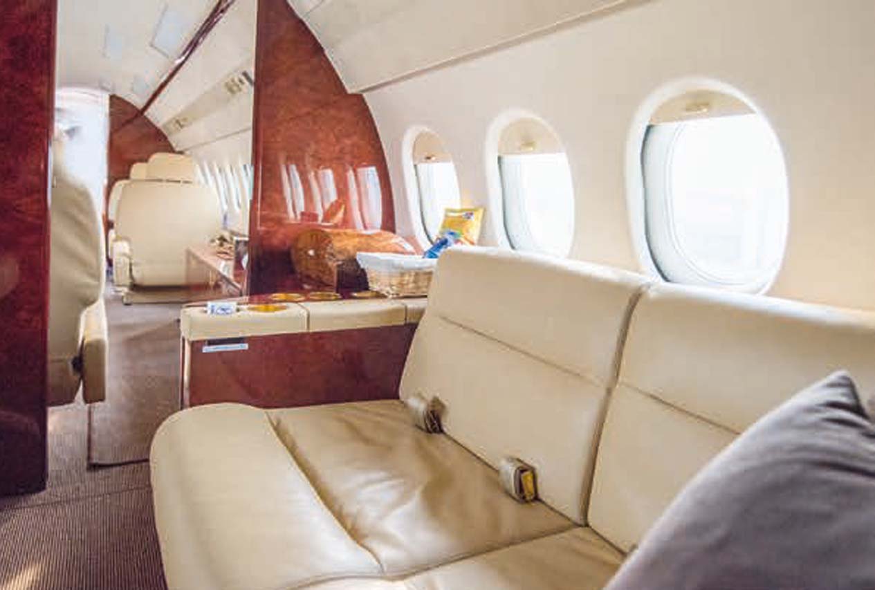 Falcon 900 - MIRA Özel Jet Kiralama