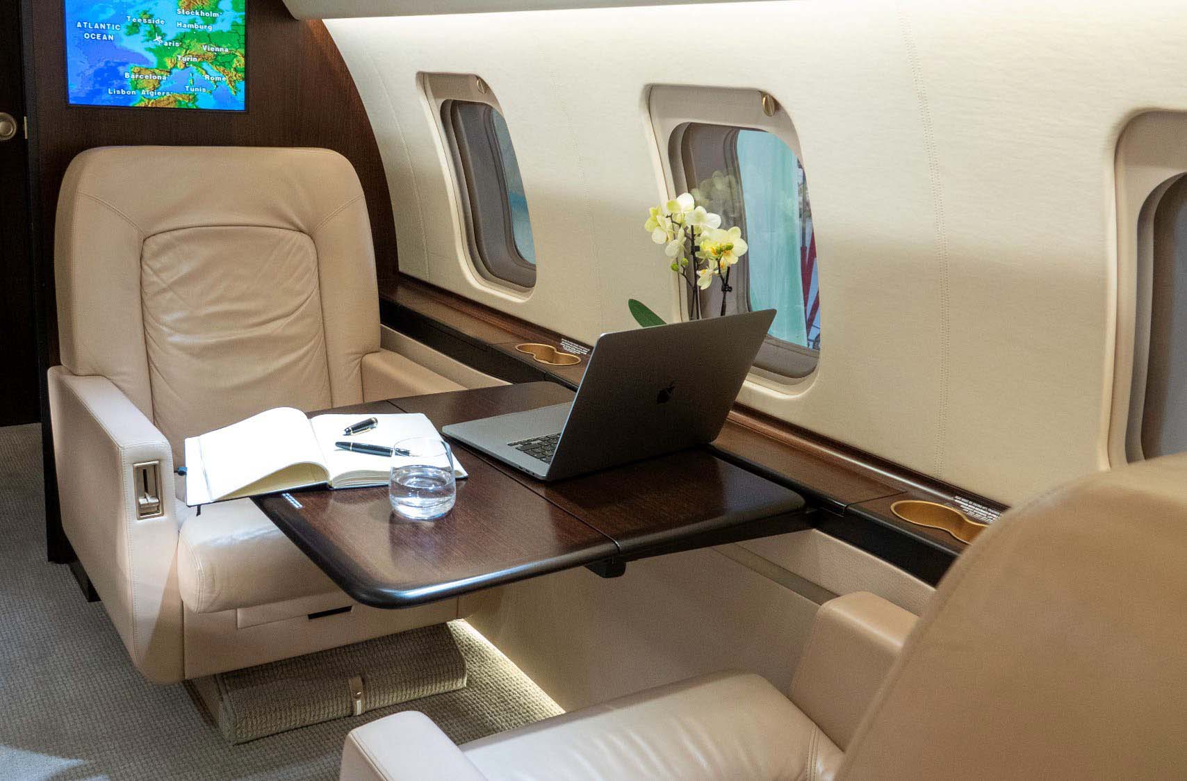 Challenger 605 - MIRA Özel Jet Kiralama