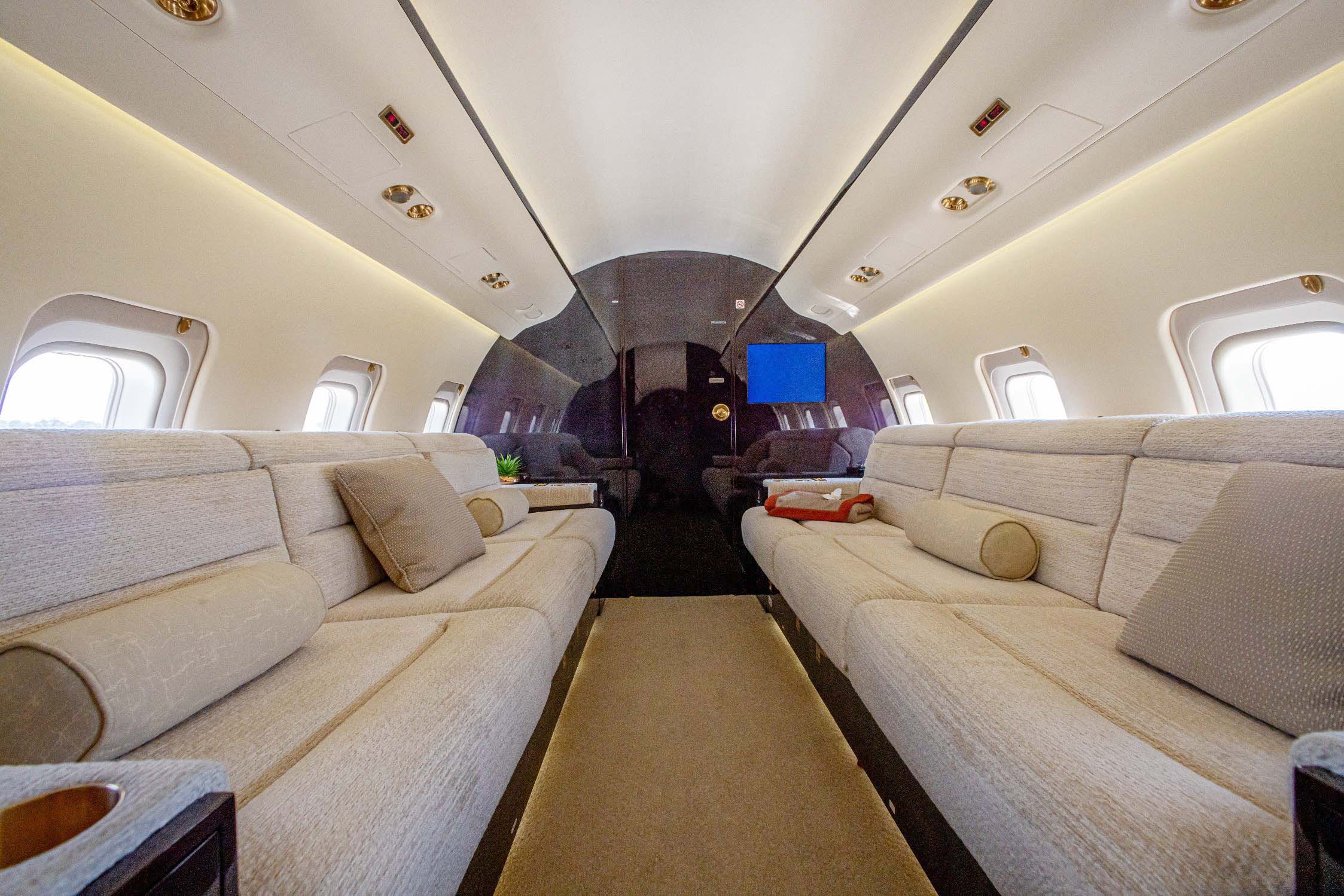Challenger 850 - MIRA Özel Jet Kiralama