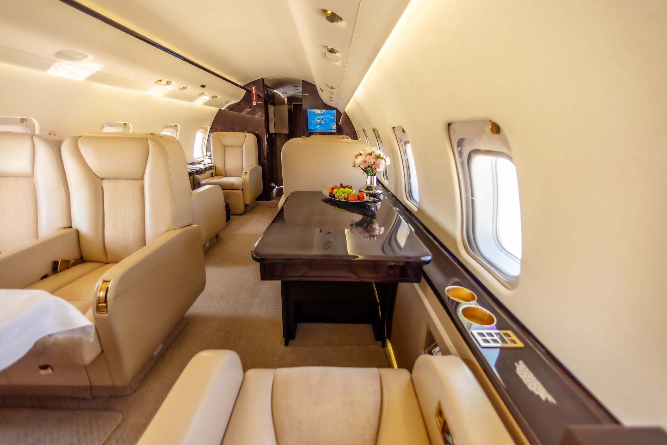 Challenger 850 - MIRA Özel Jet Kiralama